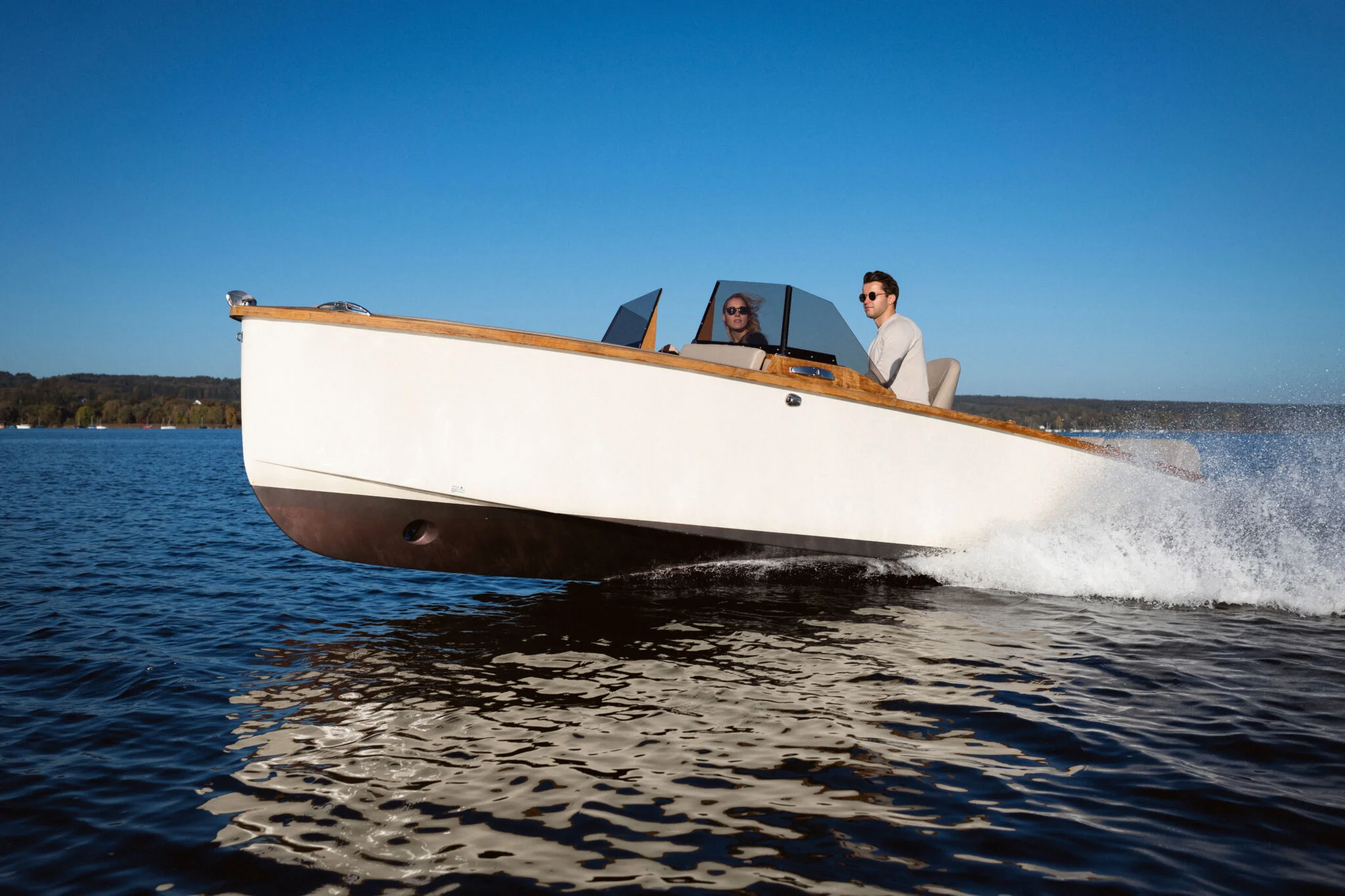 MY-ELECTROBOAT Elektroboot kaufen Elektroyacht vom Ammersee